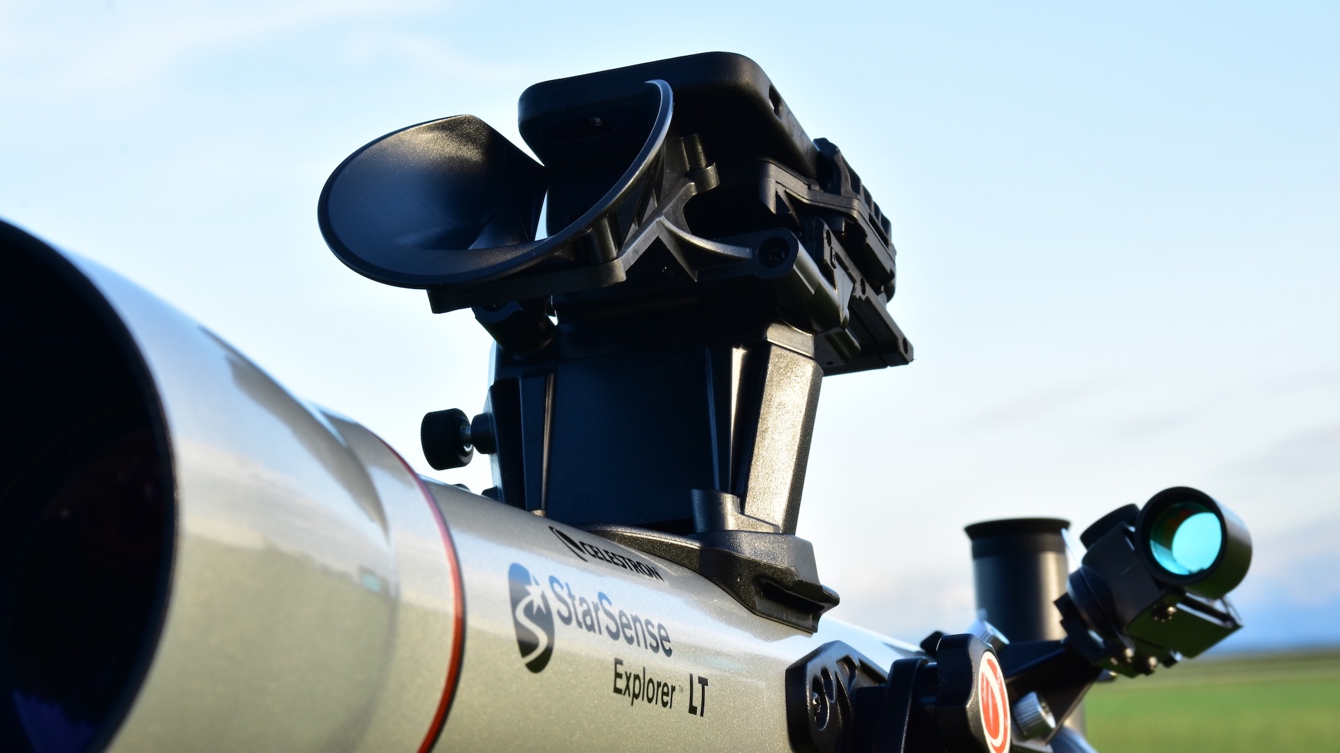 Smarter Einstieg: Celestron StarSense Explorer LT 70 AZ